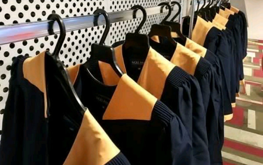 Ngee Ann poly graduation gown, Everything Else on Carousell