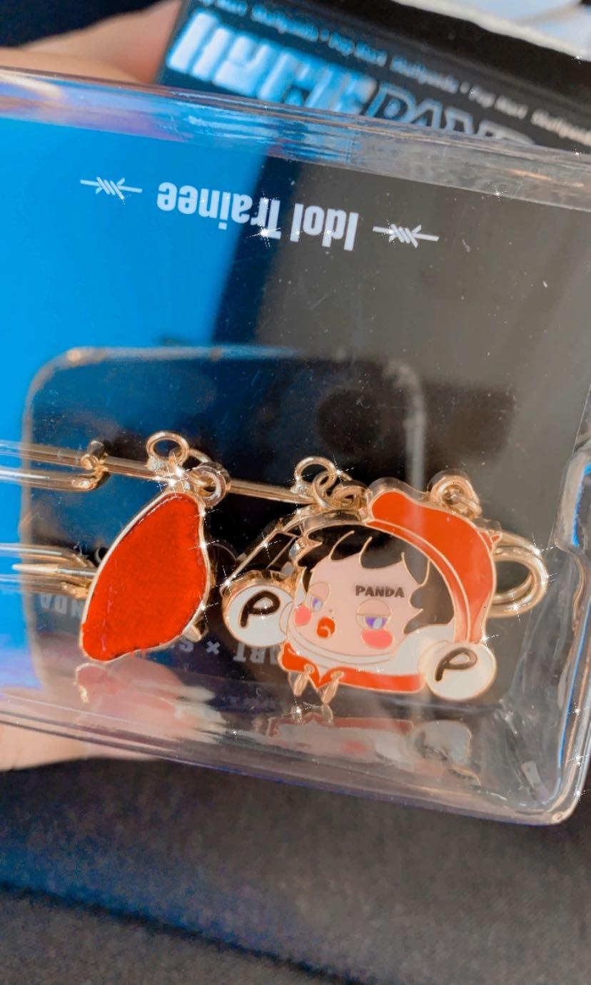 popmart skullpanda hype panda mystery pin, Hobbies & Toys, Toys & Games ...