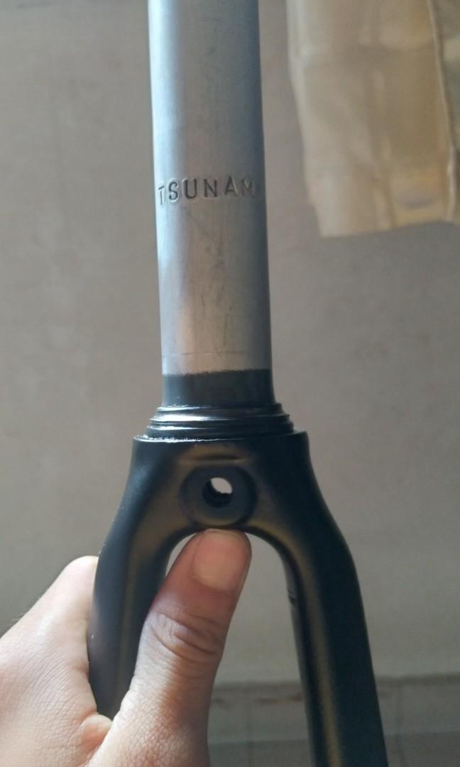 Tsunami fork, Bicycles & PMDs, Bicycles, Fixies on Carousell