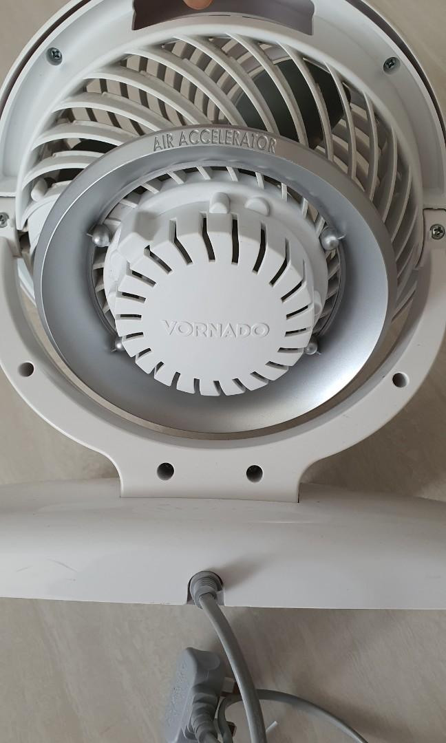 Vornado 5303DC Air Circulator, TV & Home Appliances, Air Conditioners ...
