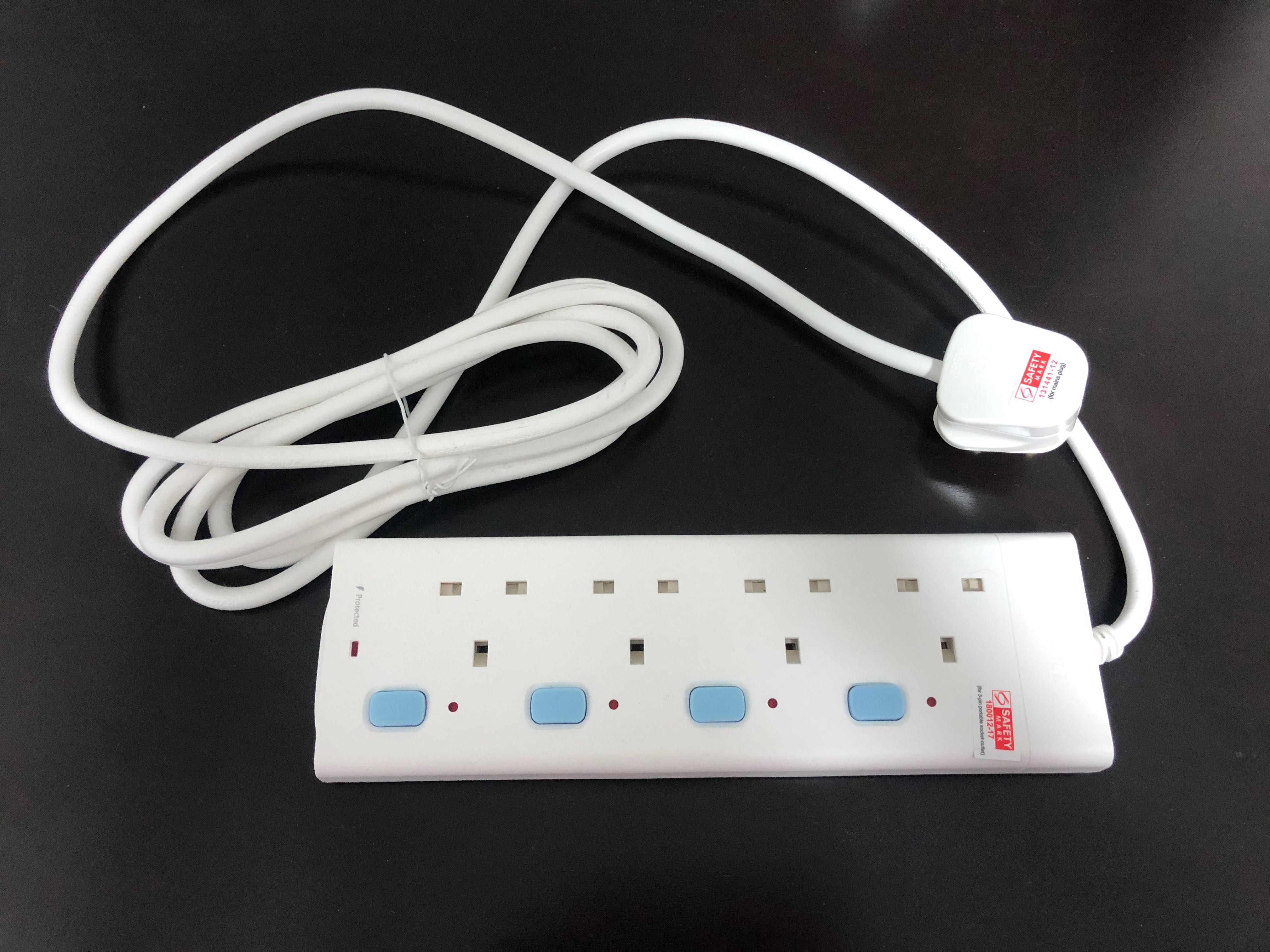 Bull 4 way extension socket outlet, TV & Home Appliances, Electrical ...
