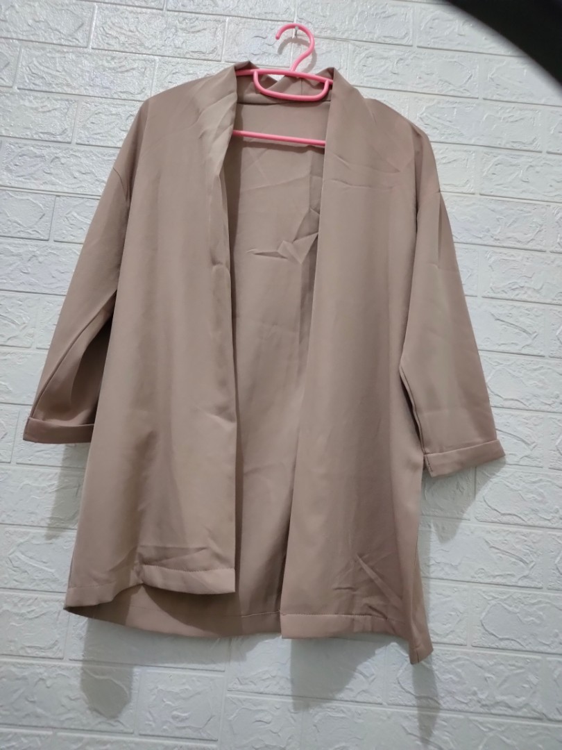 CARDI COKLAT, Fesyen Wanita, Pakaian Wanita, Baju Luaran di Carousell