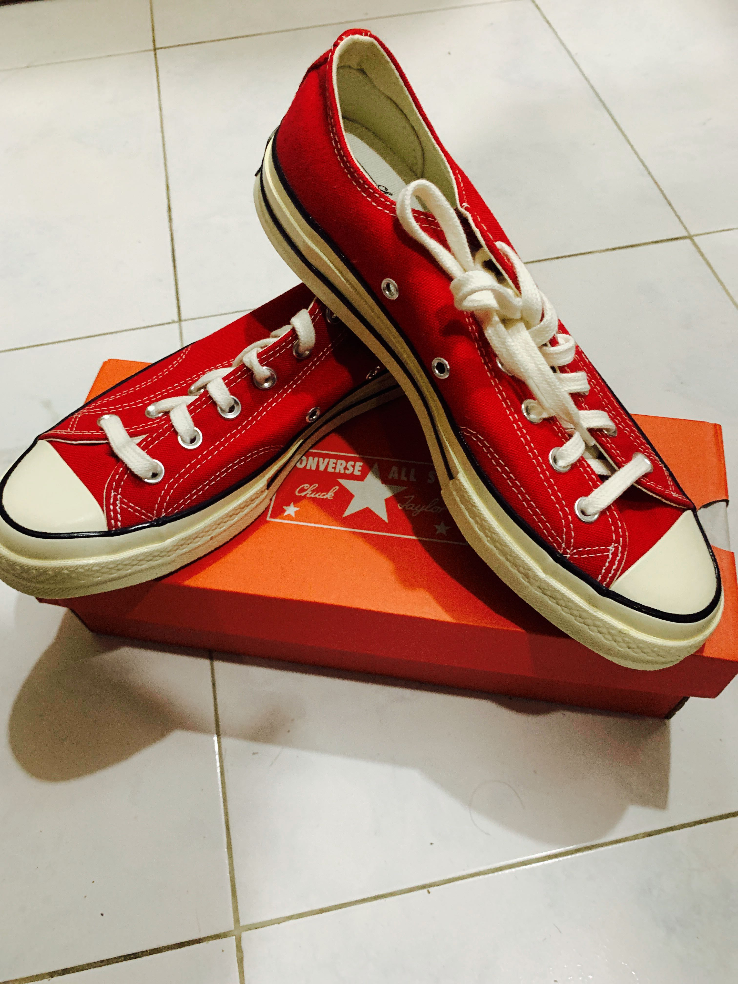 Converse Chuck 70 red low, Men's Fashion, Footwear, Sneakers on Carousell