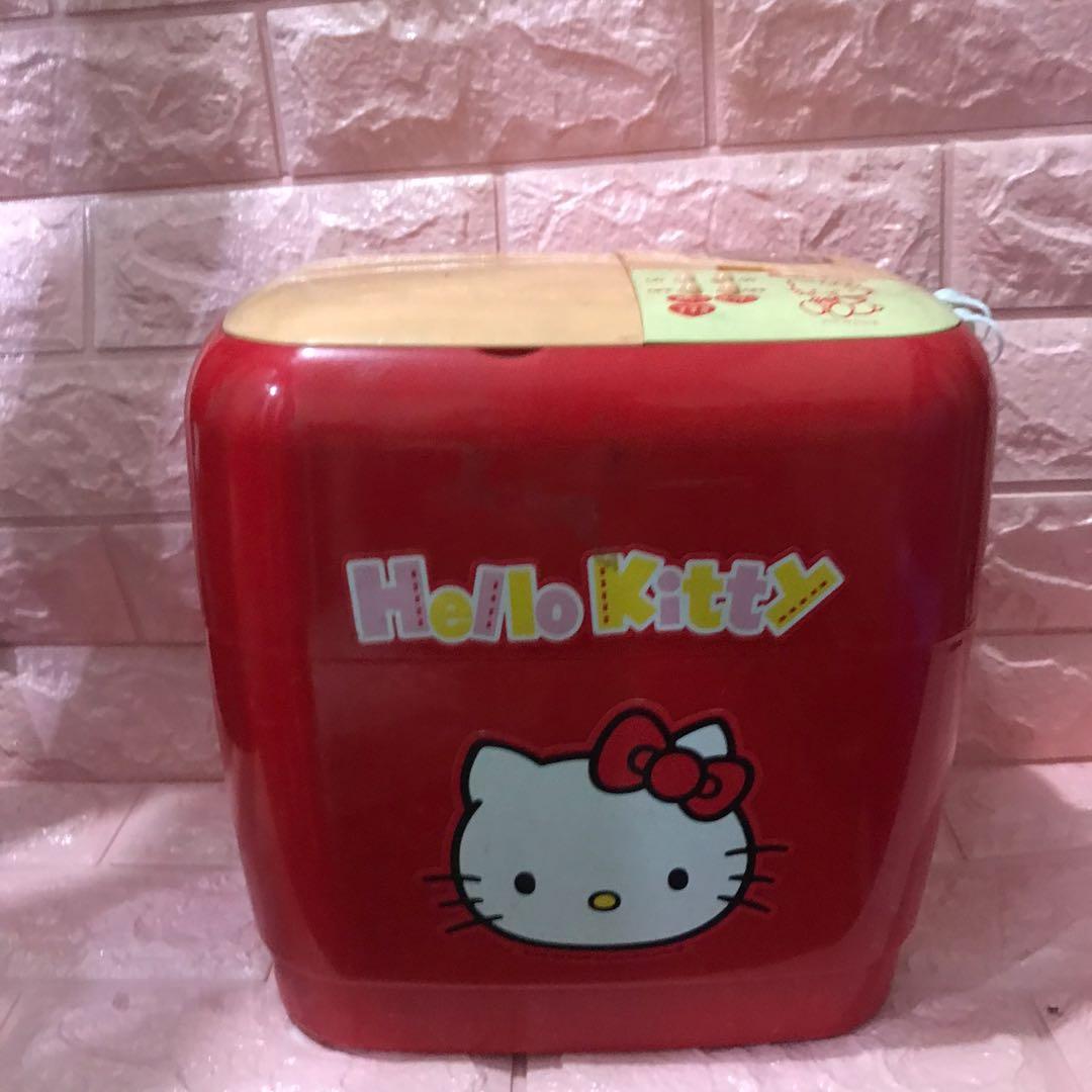 Hello Kitty Mini Washing Machine toy, Babies & Kids, Infant Playtime on ...