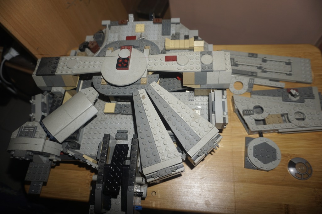 Lego Millennium Falcon / Mega blocks vehicles, Hobbies & Toys, Toys ...