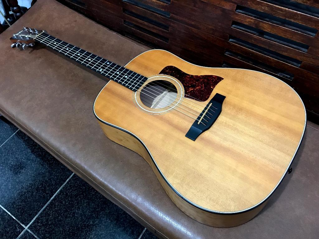 Taylor 420M USA Acoustic Guitar 57K, Hobbies & Toys, Music & Media ...