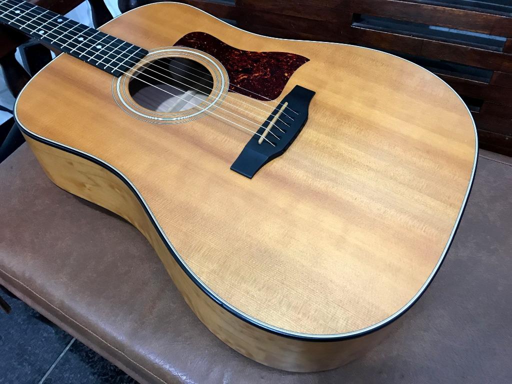 Taylor 420M USA Acoustic Guitar 57K, Hobbies & Toys, Music & Media ...