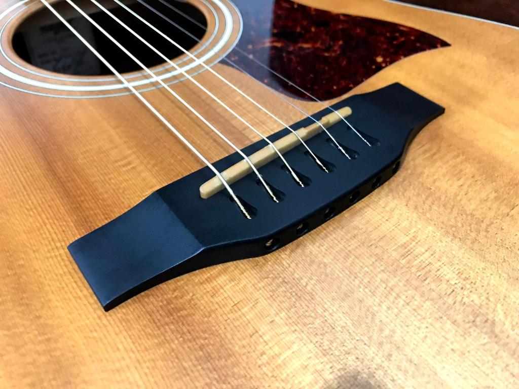 Taylor 420M USA Acoustic Guitar 57K, Hobbies & Toys, Music & Media ...