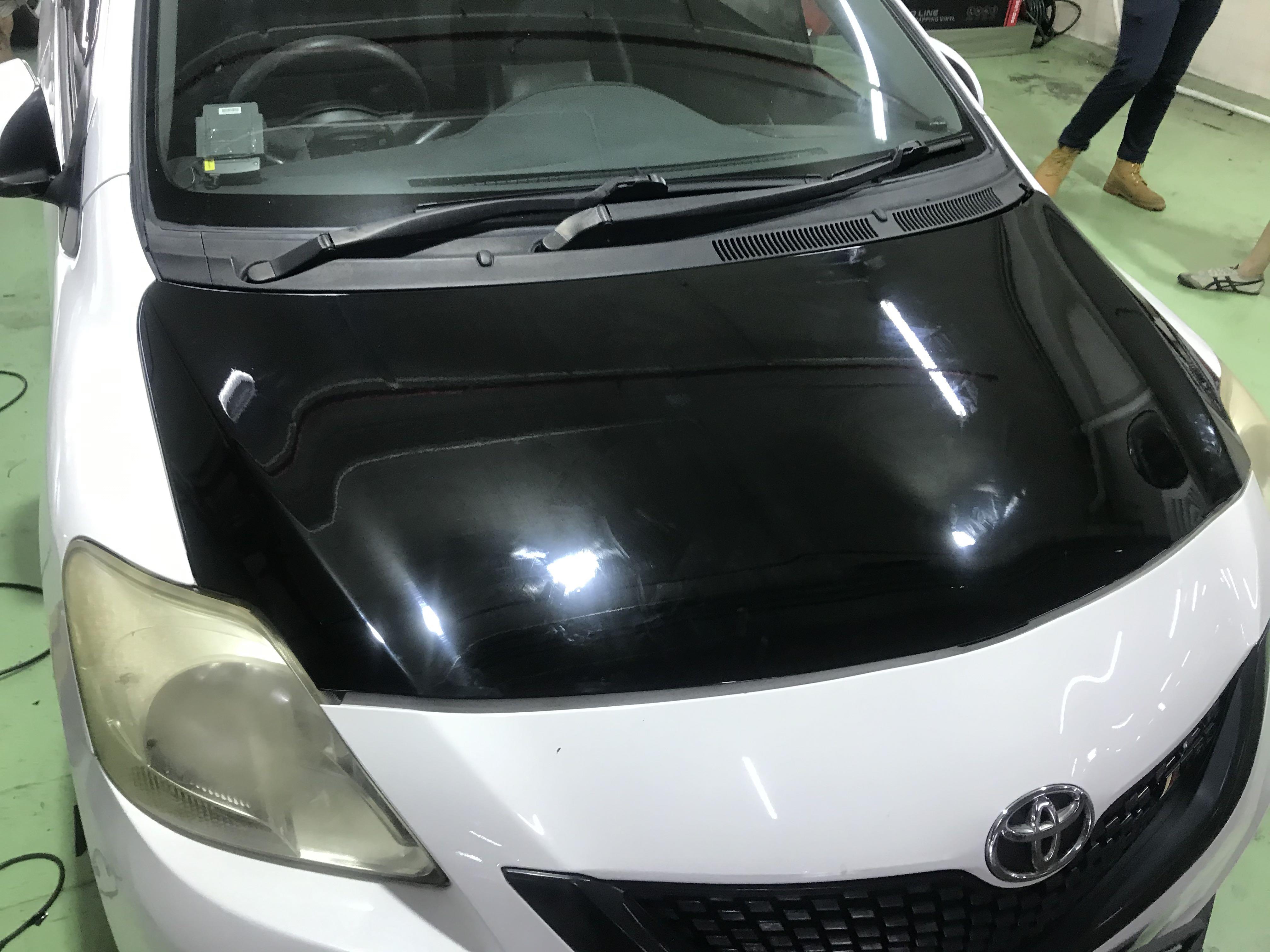 Vios bonnet wrap glossy black, Car Accessories, Accessories on Carousell