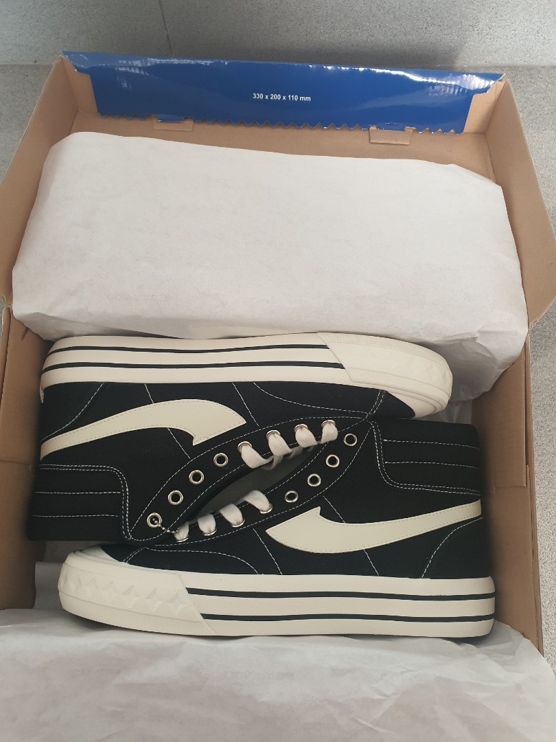 Sepatu Compass Retrograde High Black White, Fesyen Pria, Sepatu ...