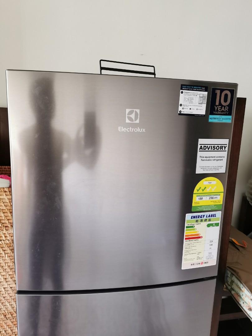 Electrolux ETB2802H-A 256L NutriFresh Inverter Refrigerator - 96732384, TV & Home Appliances ...