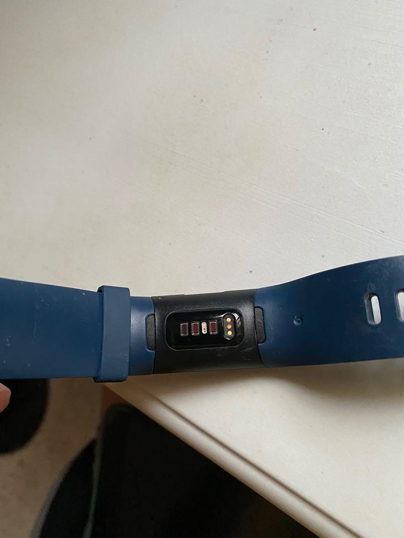 Fitbit Charge 4 with box, Mobile Phones & Gadgets, Wearables & Smart ...