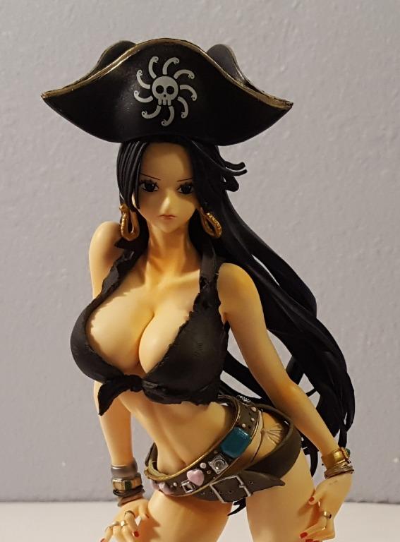 【gold Sticker】flag Diamond Ship Boa Hancock Figure Special Black One