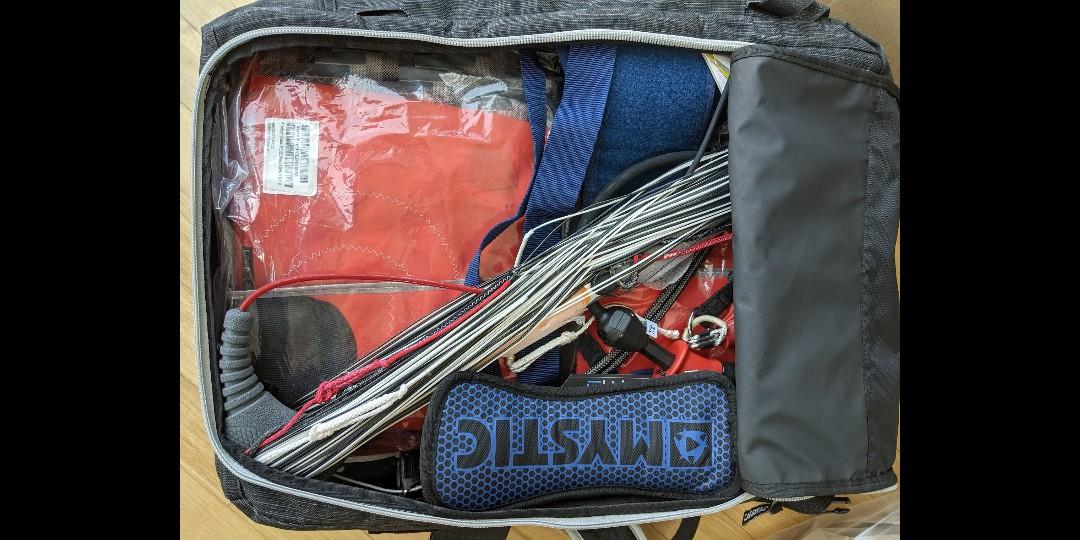 New 12 metre Switch Blade Kite 10th Edition Kite and Harness, Sports Equipment, Bicycles & Parts ...