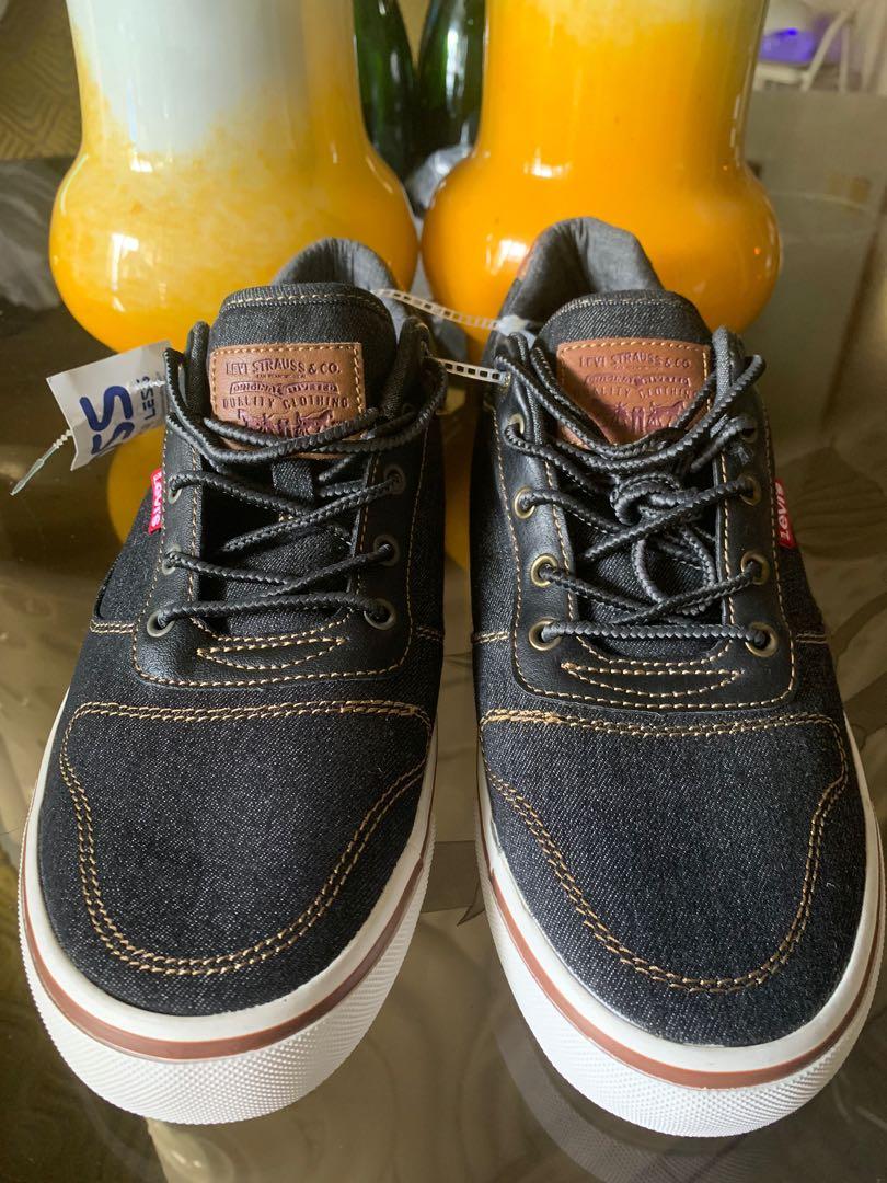 Original Levi’s Sneakers, Men's Fashion, Footwear, Sneakers on Carousell