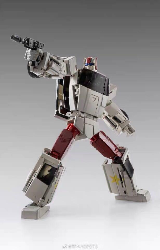 Transformers X-Transbots Xtransbots - MX-30 Fuzz (aka Masterpiece Scale ...