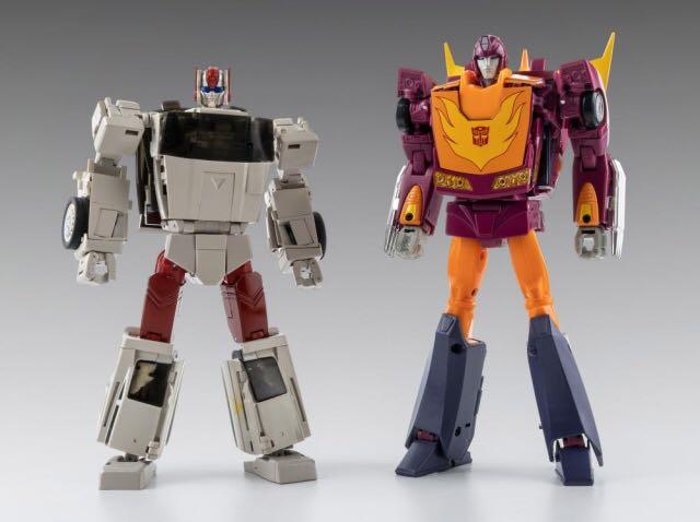 Transformers X-Transbots Xtransbots - MX-30 Fuzz (aka Masterpiece Scale ...