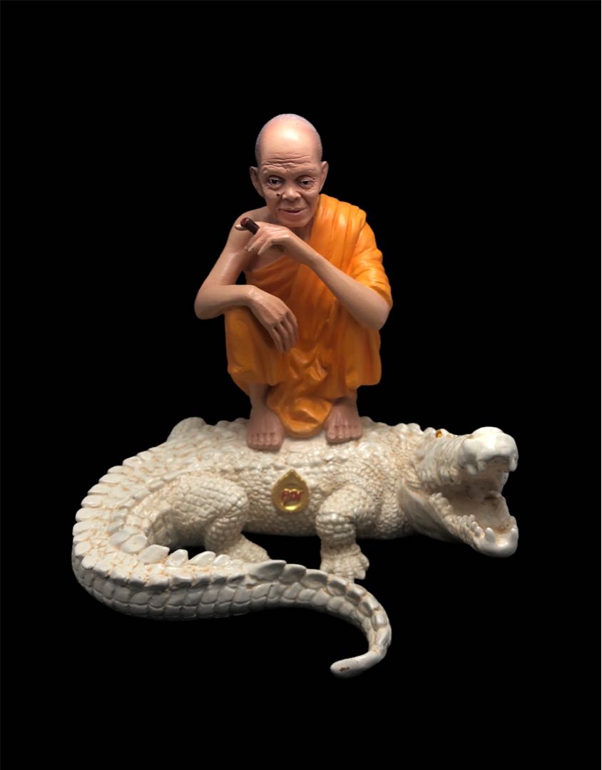 Thai bucha, Hobbies & Toys, Memorabilia & Collectibles, Religious Items ...