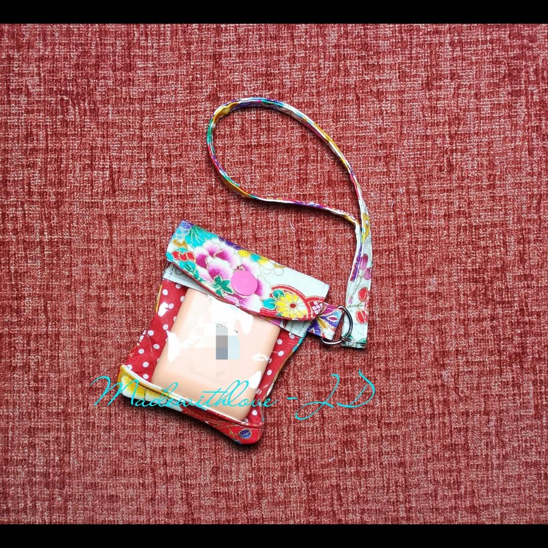 Trace together token pouch with clear vinyl for scanning of QR, Hobbies ...