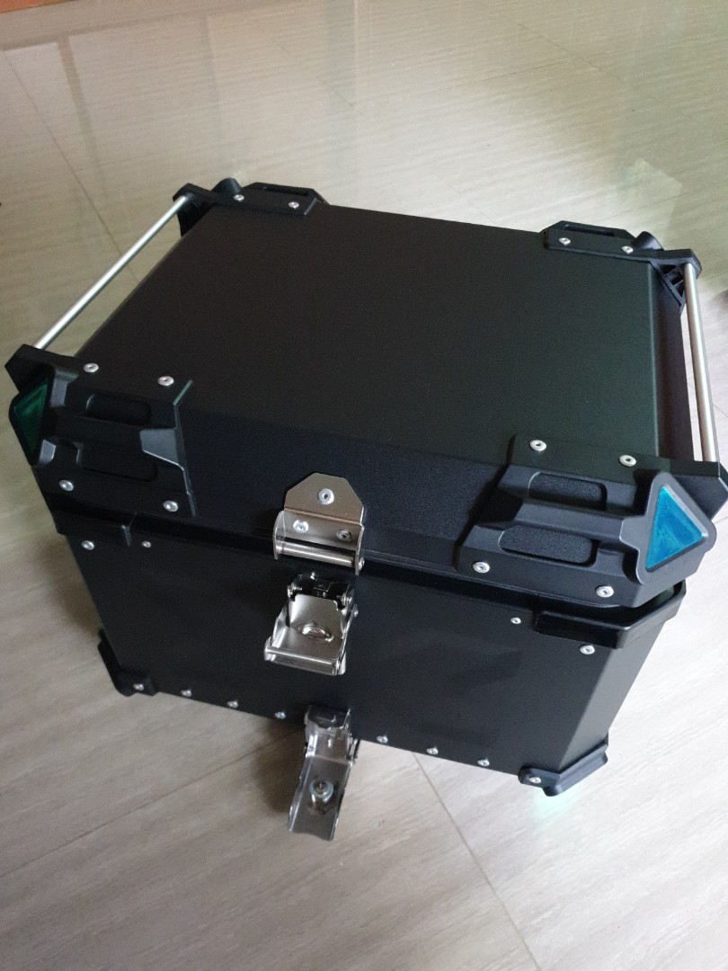 55litre aluminum top box, Motorcycles, Motorcycle Accessories on Carousell