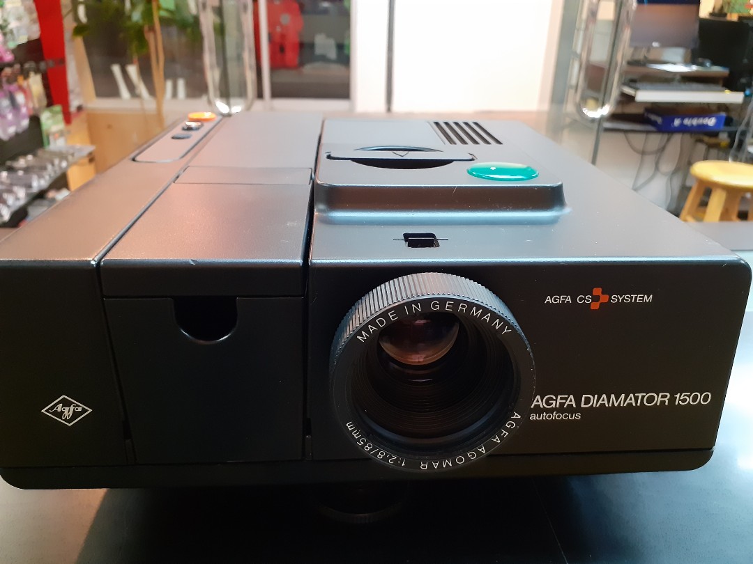 AGFA DIAMATOR 1500 SLIDE PROJECTOR 35MM, 攝影器材, 鏡頭及裝備 - Carousell