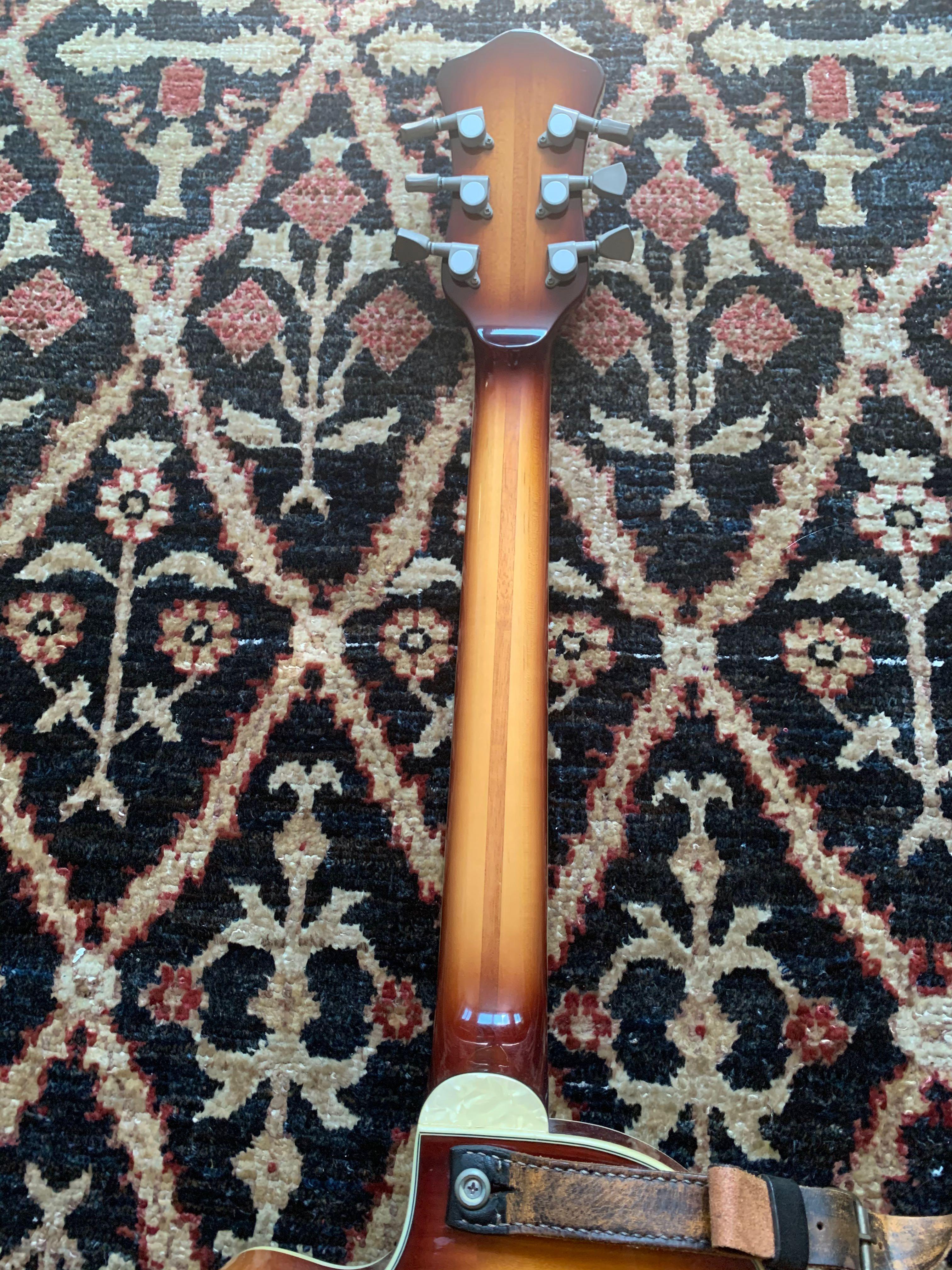 Hofner CT Club for sale, Music & Media, Music Instruments on Carousell