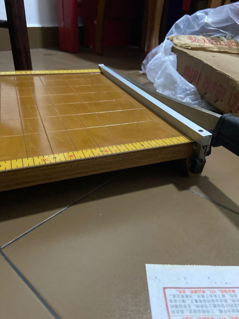 MIKI paper cutter, Hobbies & Toys, Stationery & Craft, Craft Supplies ...