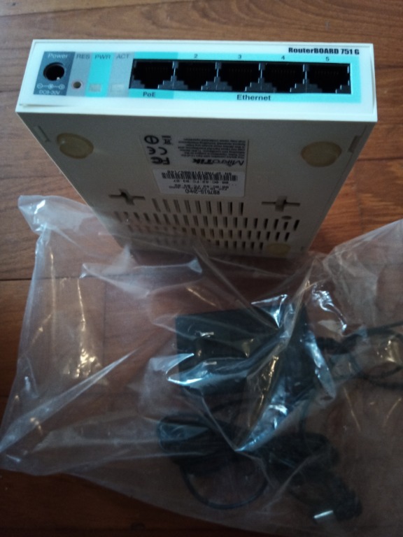 MikroTik RouterBOARD 751 G, Computers & Tech, Parts & Accessories ...