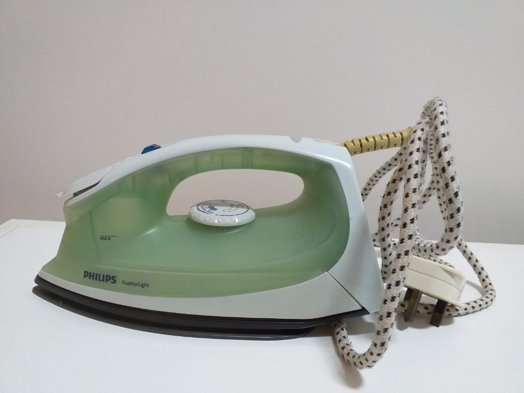 Philips Iron box, Furniture & Home Living, Cleaning & Homecare Supplies ...
