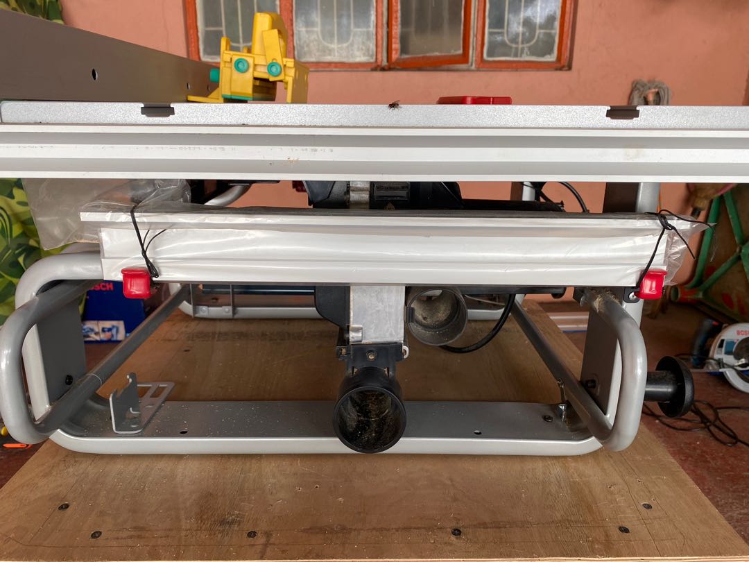 Professional Table Saw Bosch GTS 10J, Commercial & Industrial ...