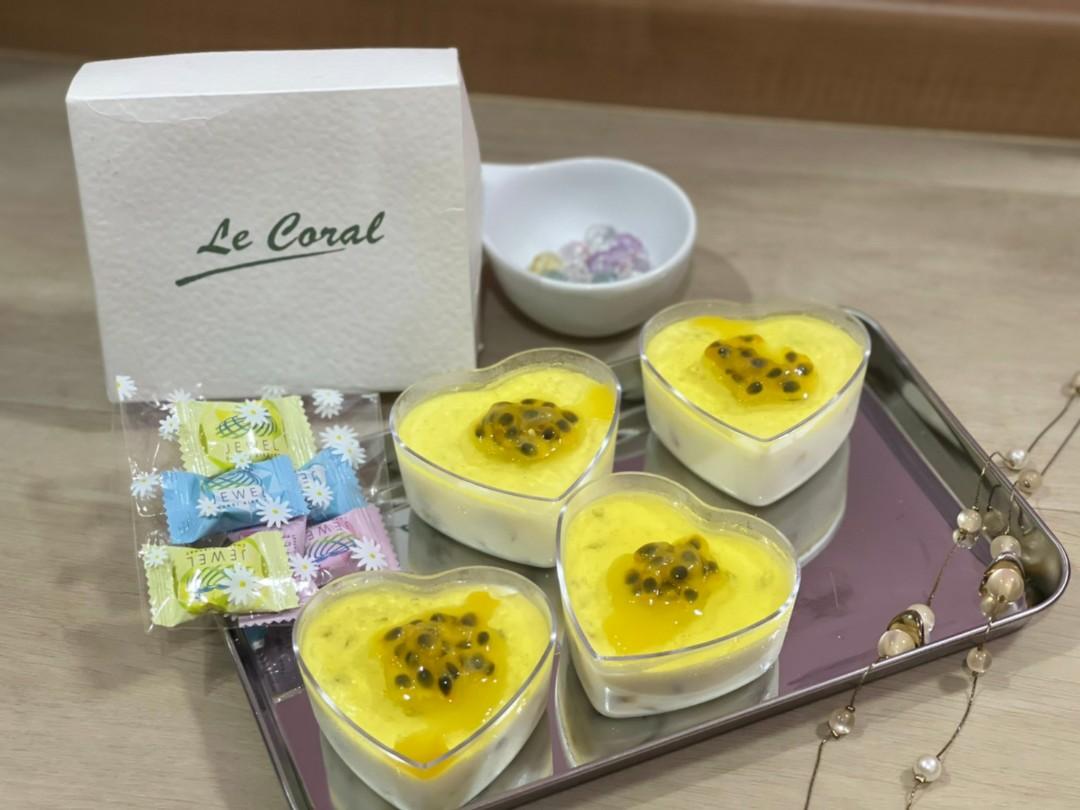 Sakura Milk Pudding/Passion Fruit Milk Pudding/Blueberry Muffins Bakery ...