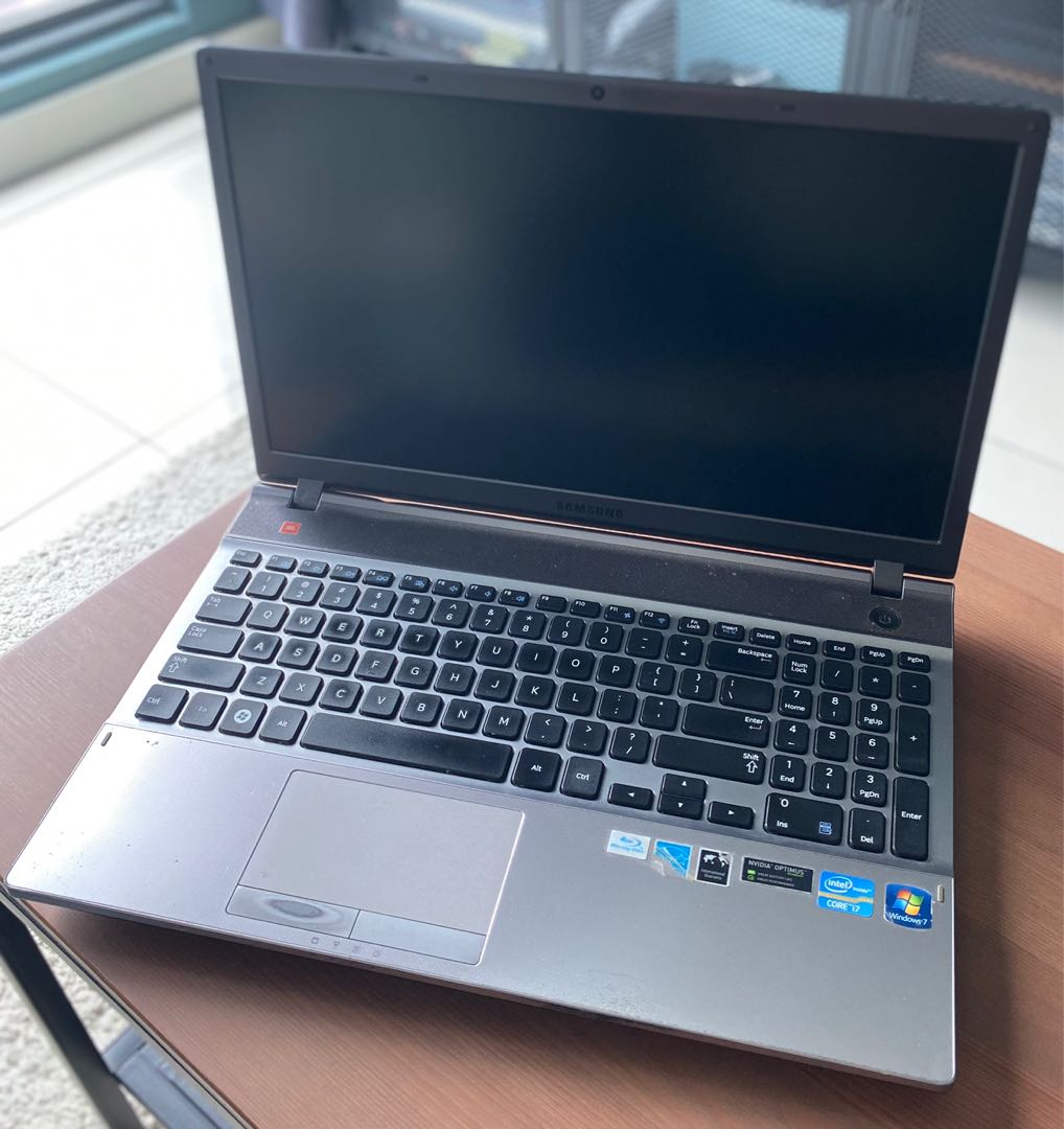 Samsung 550P5C, Computers & Tech, Laptops & Notebooks on Carousell