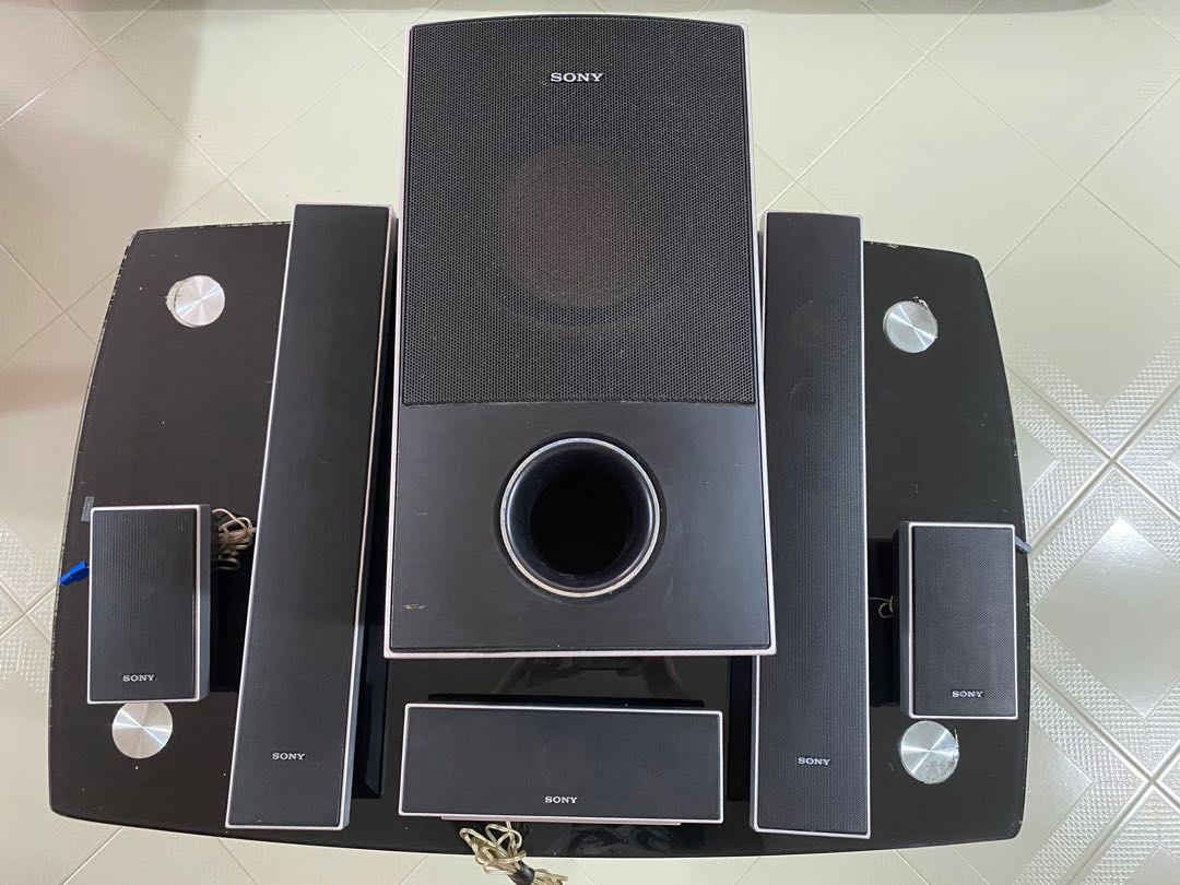 Sony DVD Home Theatre with full speaker set (model DZ-KKK), Audio ...