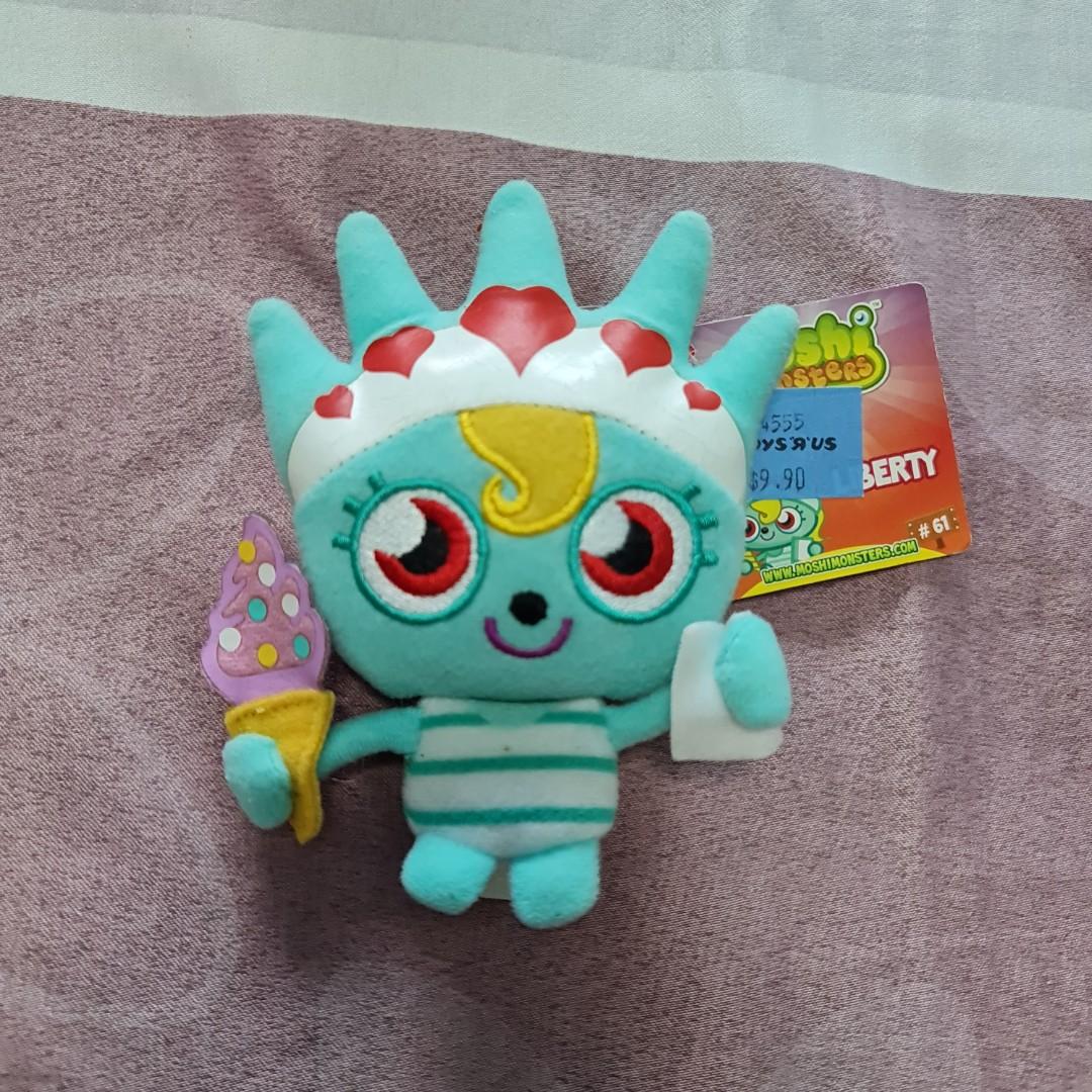 Topps Moshi Monsters Cards and Moshi Monster Liberty Plushie Keychain ...