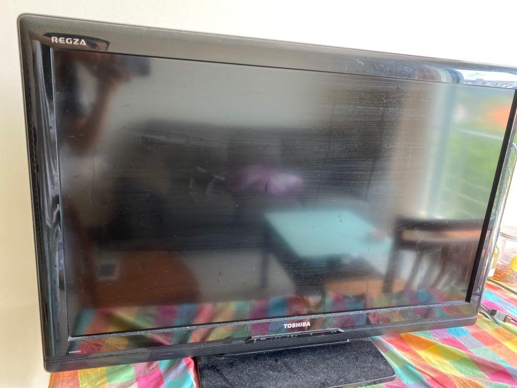 Toshiba LCD TV 37 inch, TV & Home Appliances, TV & Entertainment, TV ...