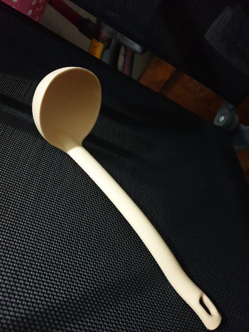 Tupperware ladle, Furniture & Home Living, Kitchenware & Tableware ...