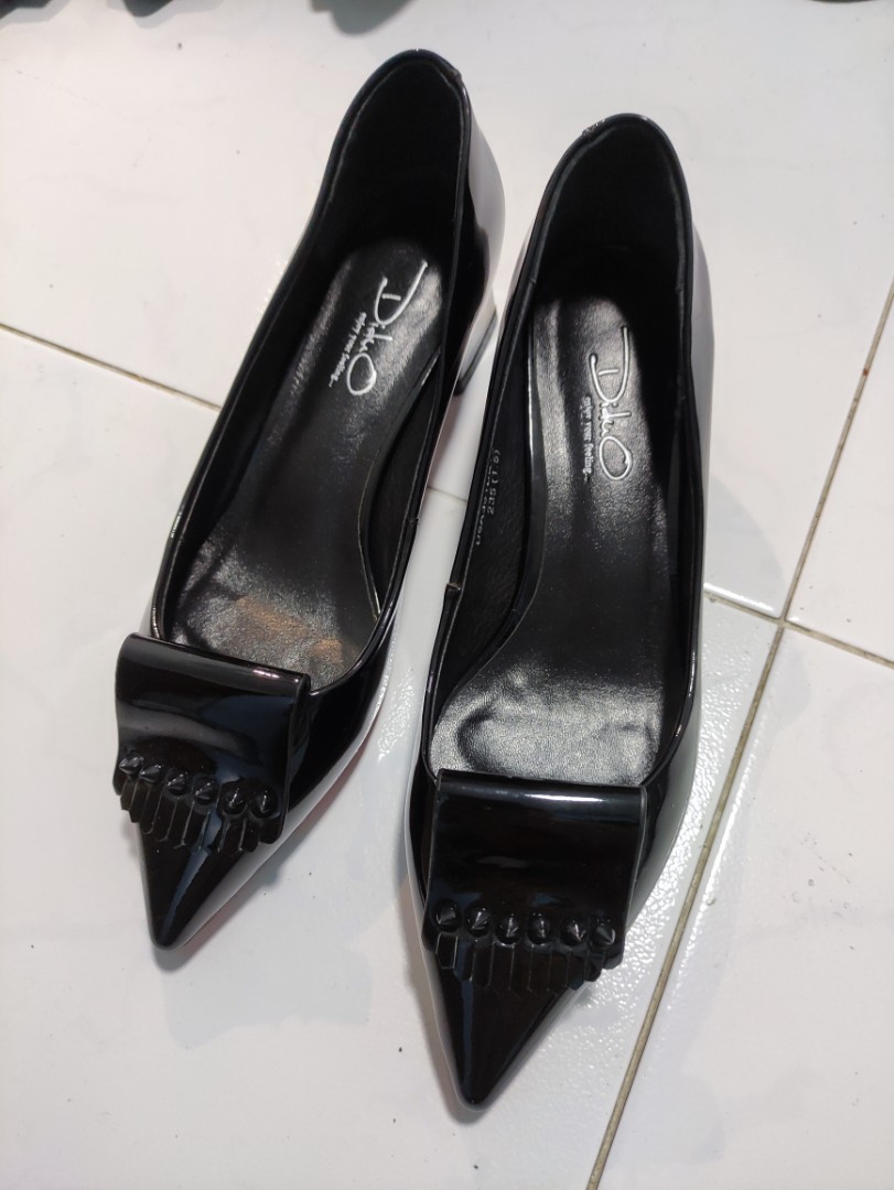 Diduo leather work shoes, Women's Fashion, Footwear, Heels on Carousell