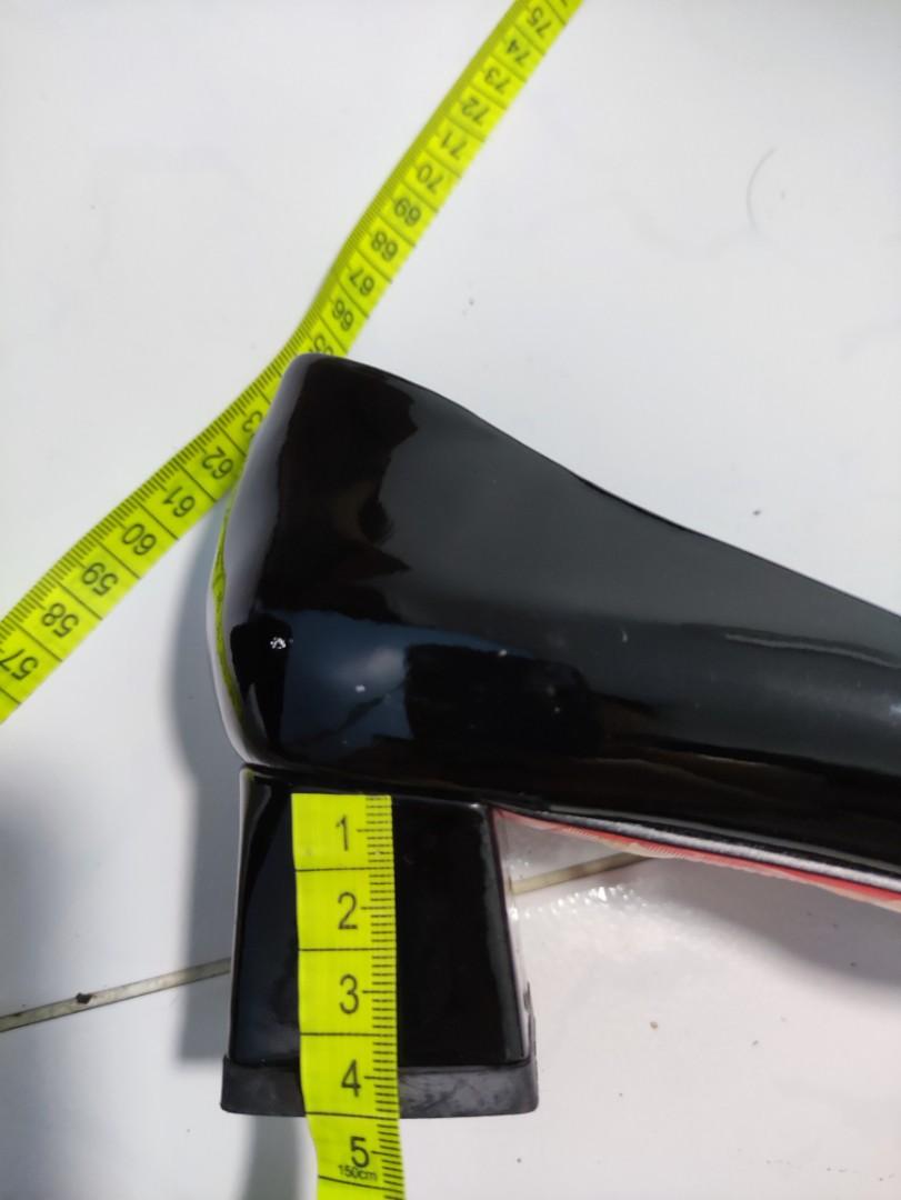 Diduo leather work shoes, Women's Fashion, Footwear, Heels on Carousell