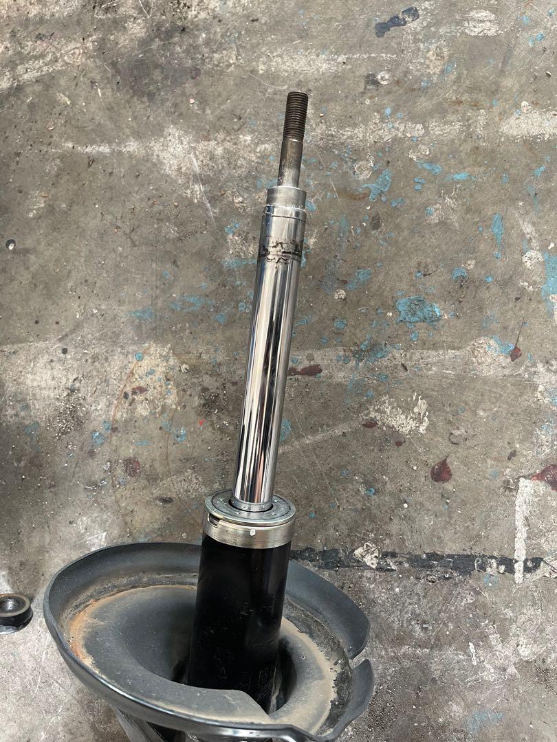 honda edix front shock absorber, Car Accessories, Accessories on Carousell