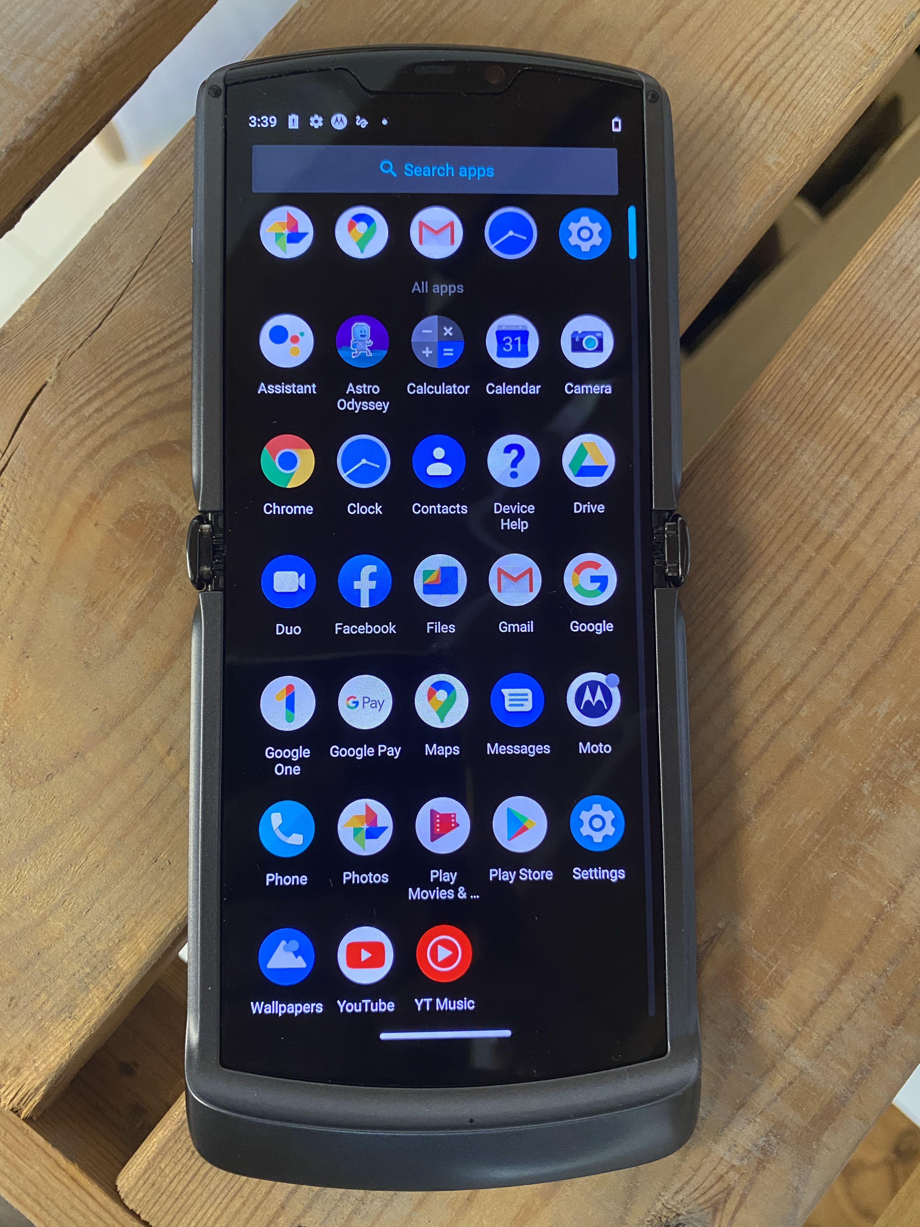 Motorola Razr 5g （2020）(XT-2071-4) 8+256g 2-sims 歐版 雙咭 有中文, 手提電話, 手機, 其他手機 - Carousell