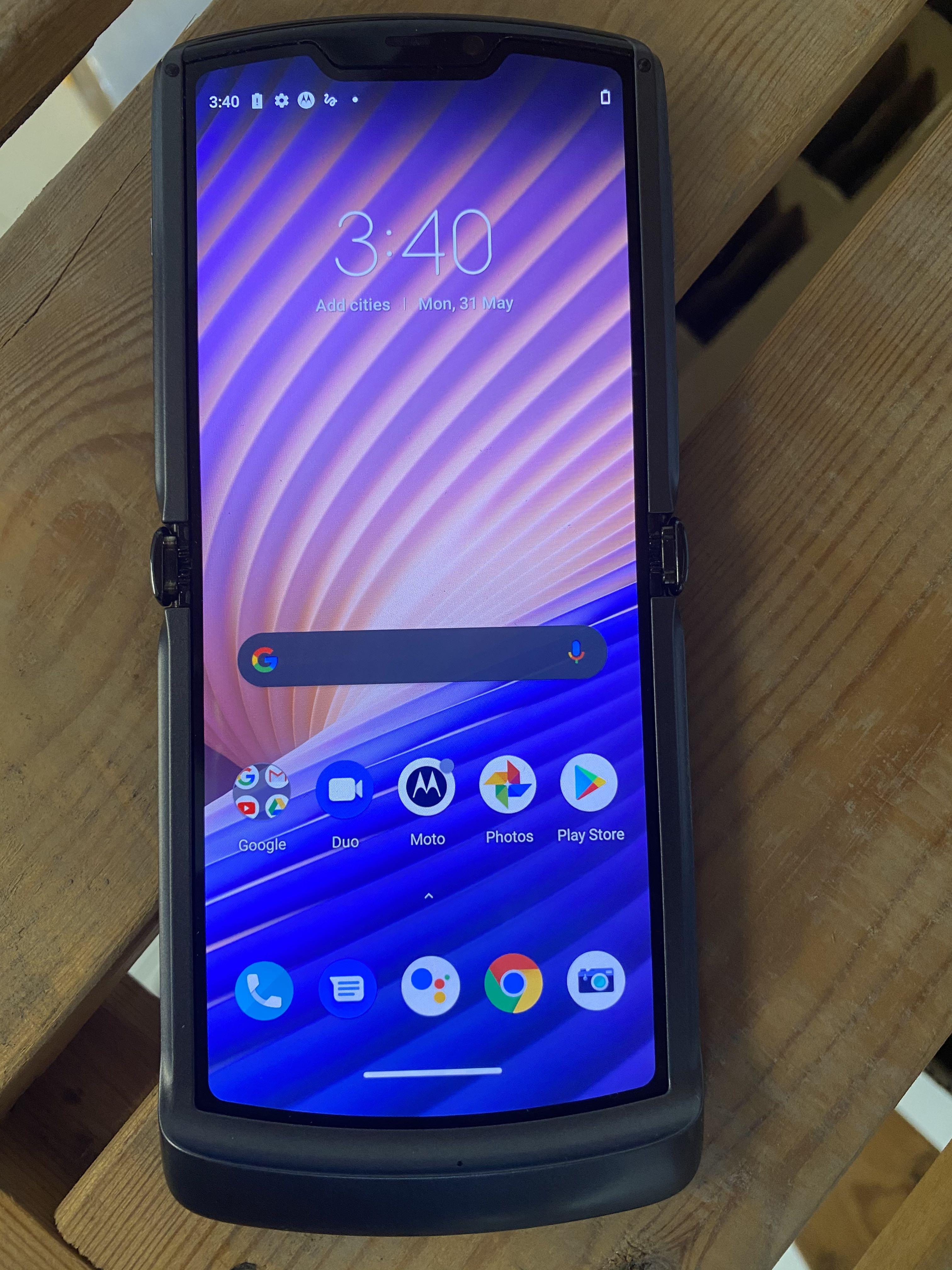 Motorola Razr 5g （2020）(XT-2071-4) 8+256g 2-sims 歐版 雙咭 有中文, 手提電話, 手機 ...