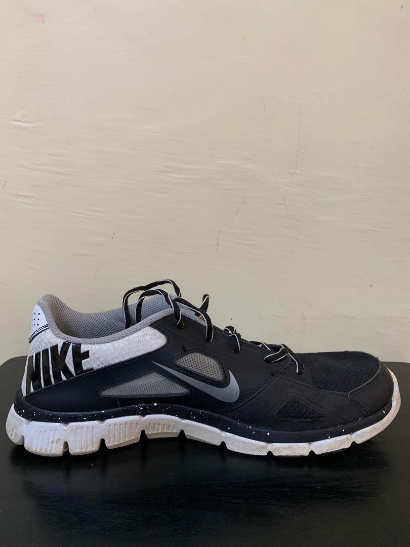 Nike Fitsole, Men's Fashion, Footwear, Sneakers on Carousell