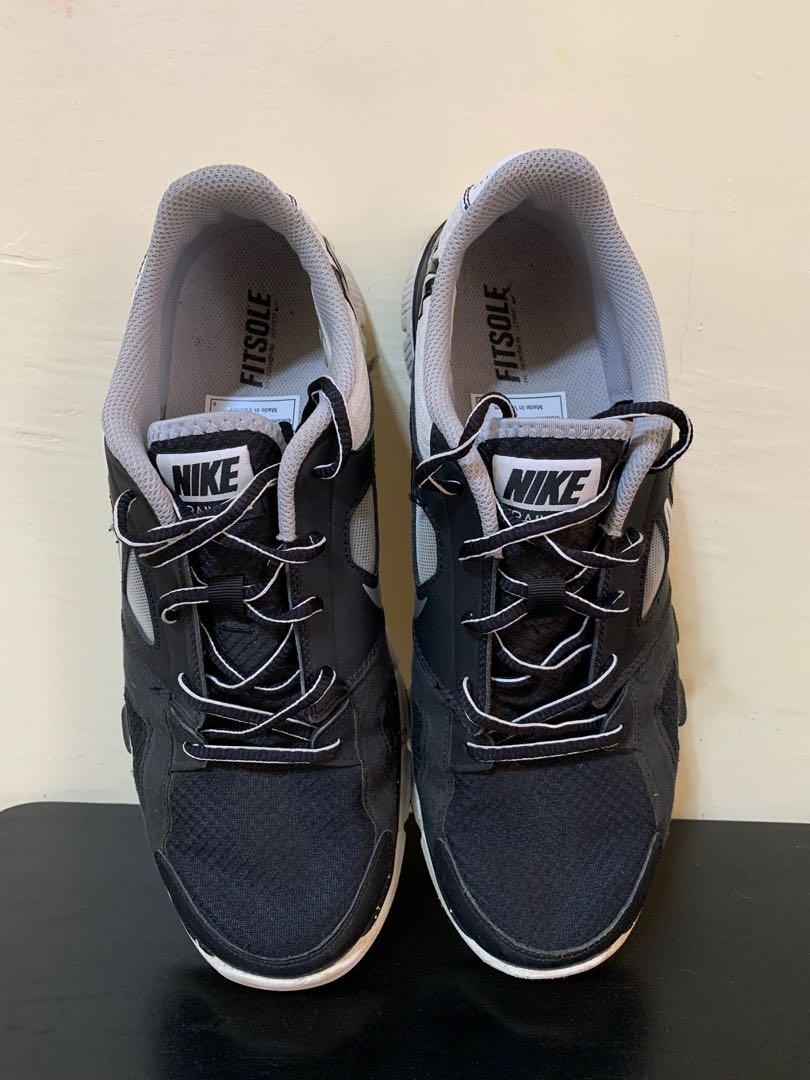 Nike Fitsole, Men's Fashion, Footwear, Sneakers on Carousell
