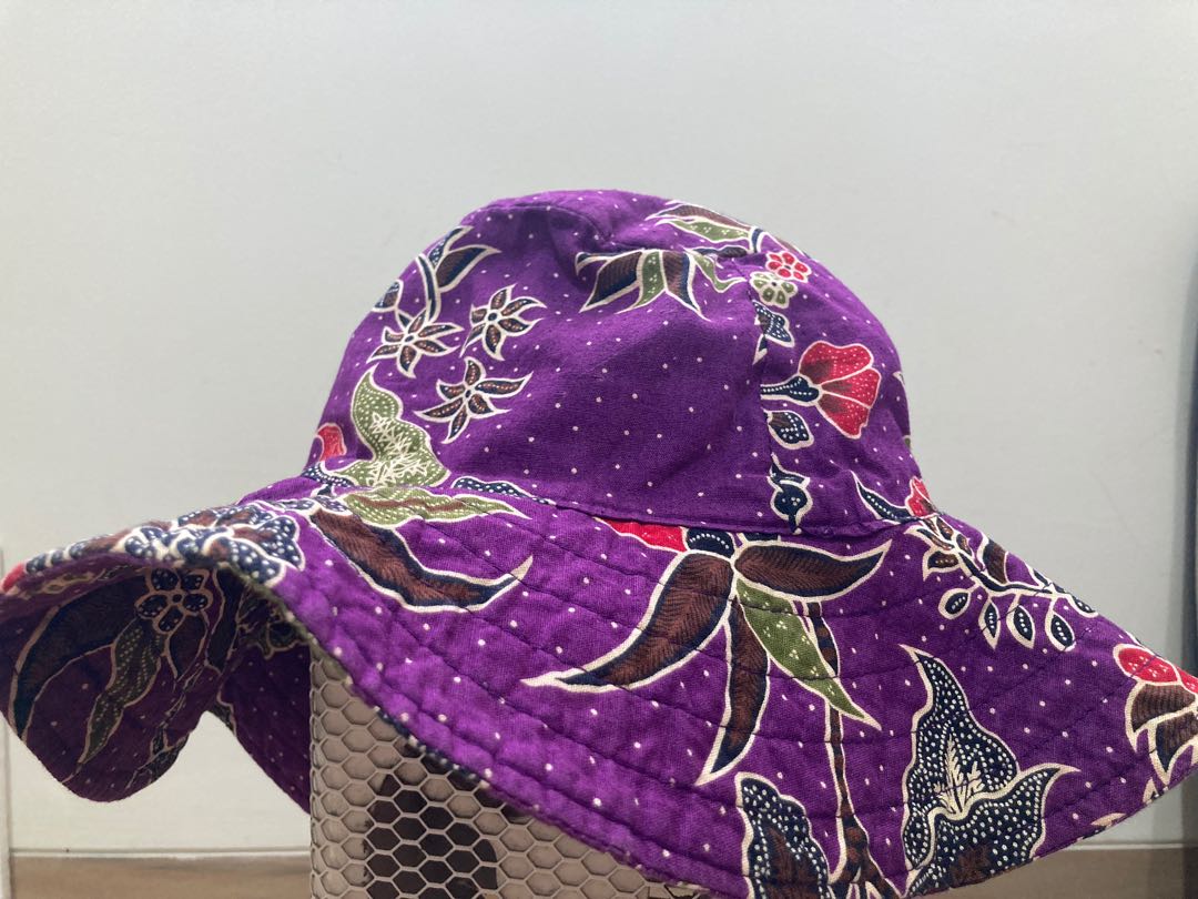 Topi Motif Batik, Fesyen Wanita, Aksesoris di Carousell
