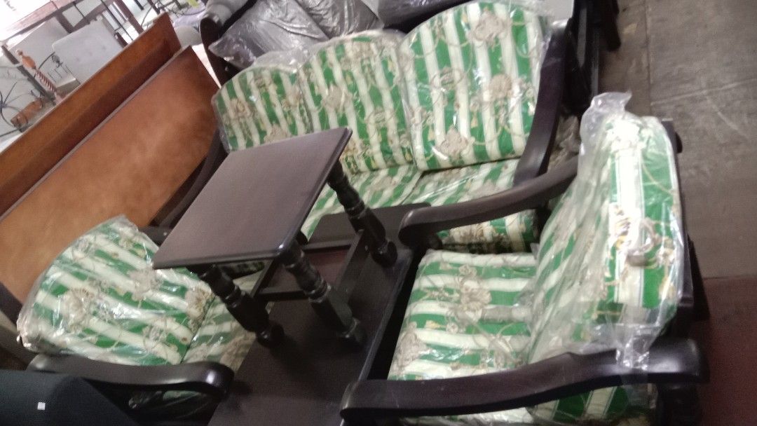 Wooden Sala Set with foam and Center Table and side table, Furniture ...