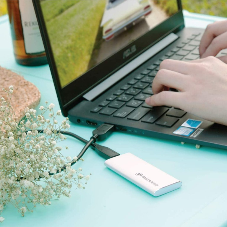 1TB External Backup Drive (SSD), Computers & Tech, Laptops & Notebooks ...