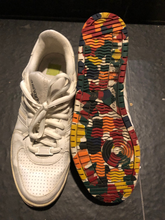 ADIDAS ADICOLOR SNEAKERS, Men's Fashion, Footwear, Sneakers on Carousell