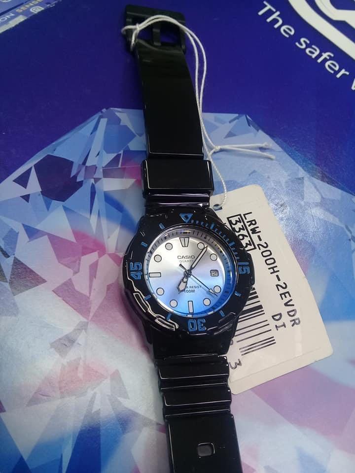 Casio Rubber Watch LRW200H-2E, Men's Fashion, Watches & Accessories, Watches on Carousell