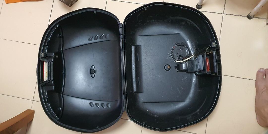 Givi simply top box with rack, Motorcycles, Motorcycle Accessories on ...