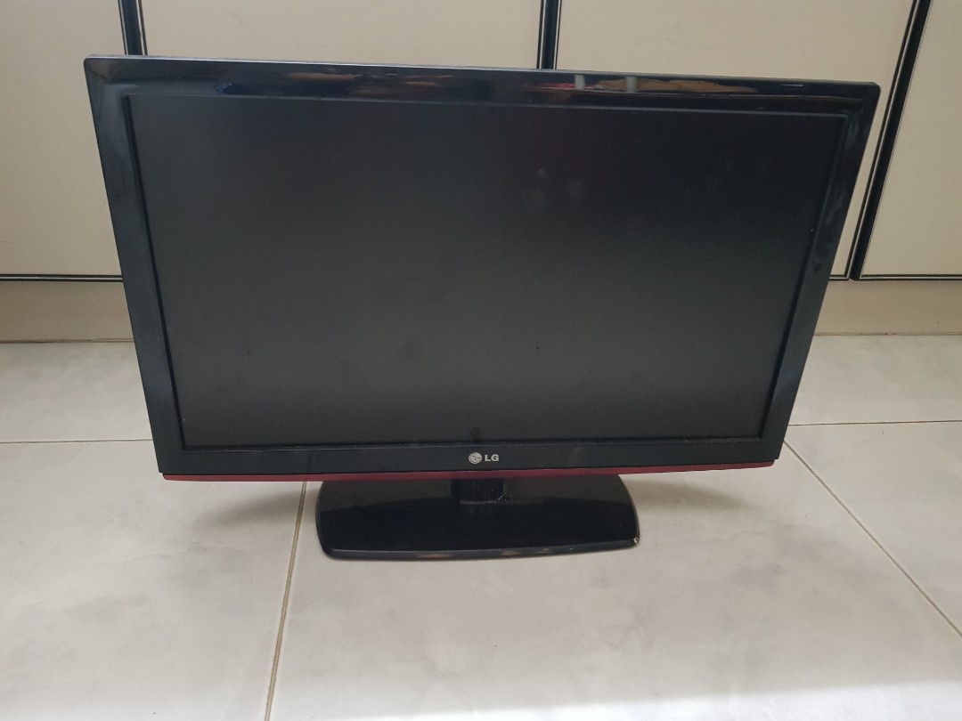 LG 22" HD LCD TV (model : 22LD330), TV & Home Appliances, TV ...